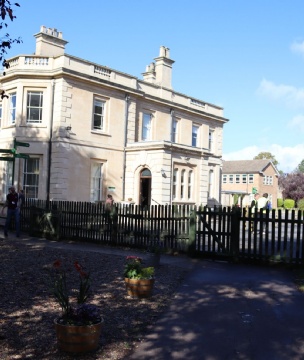 Peterborough School - Home